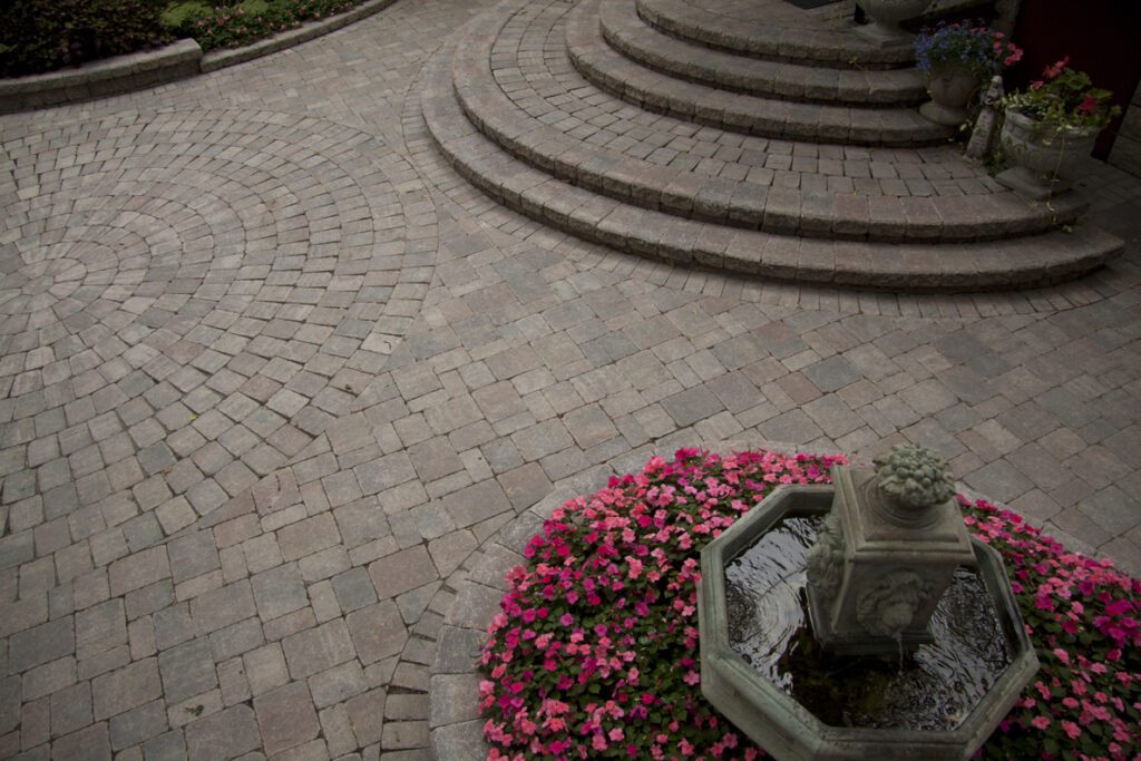 Home - Hardscapes | Stunning Meeting Functional